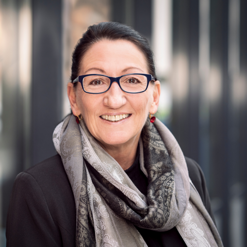 Andrea Neumann - Merkur tz MEDIA