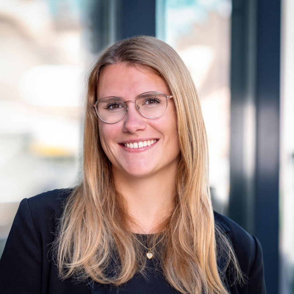 Anna-Maria Alexander - Merkur tz MEDIA